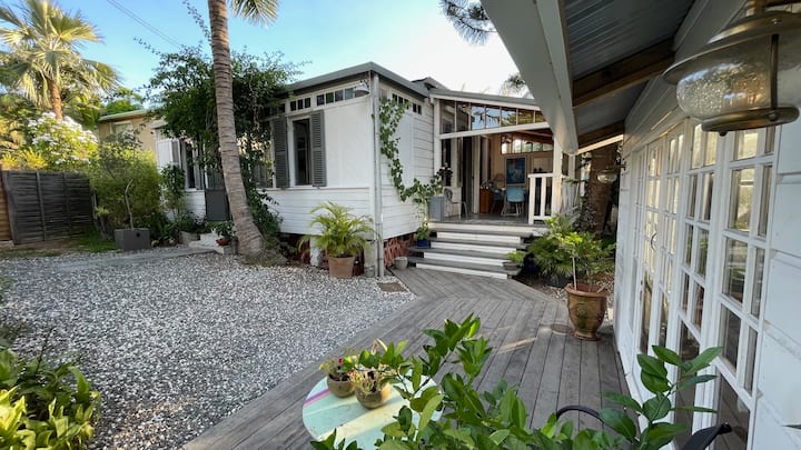 Villa Coloniale Proche Du Centre Ville Et Mer - New Caledonia