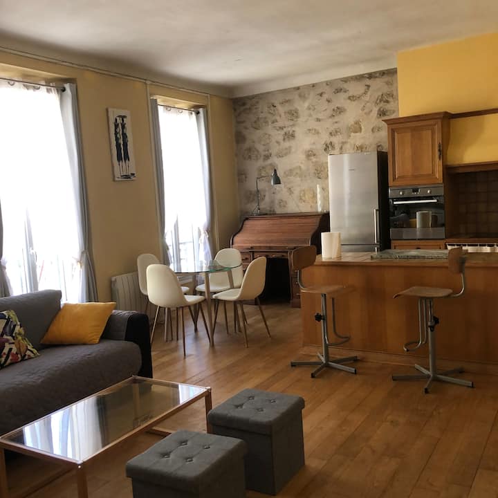Chambre Dans Appartement Niçois, Proche Port - Nice