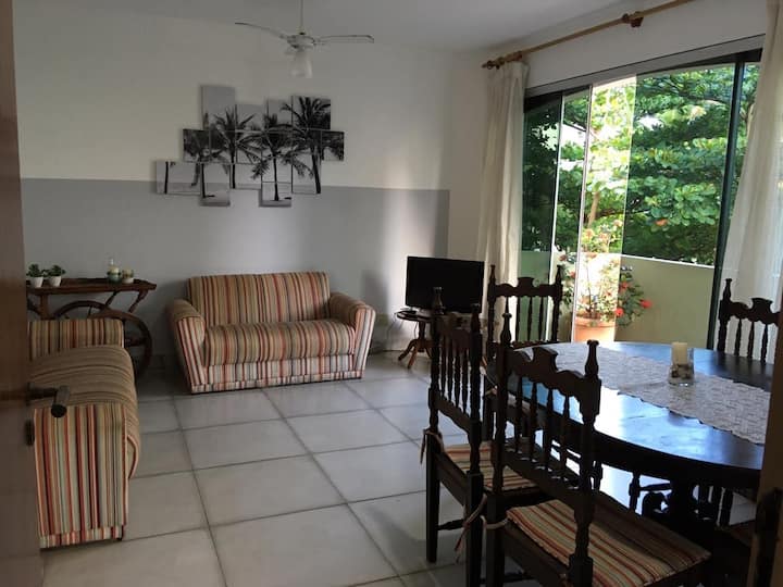 Apto Espaçoso Na Praia Da Enseada - Guarujá