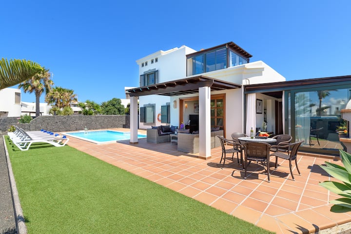 Villa Rosa With Views To The Sea And Lighthouse - Playa Blanca, Las Palmas, España