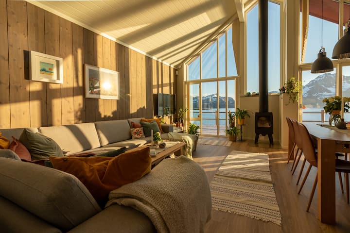Lofoten Sea View Rorbu - Adventure Hideaway - Norge