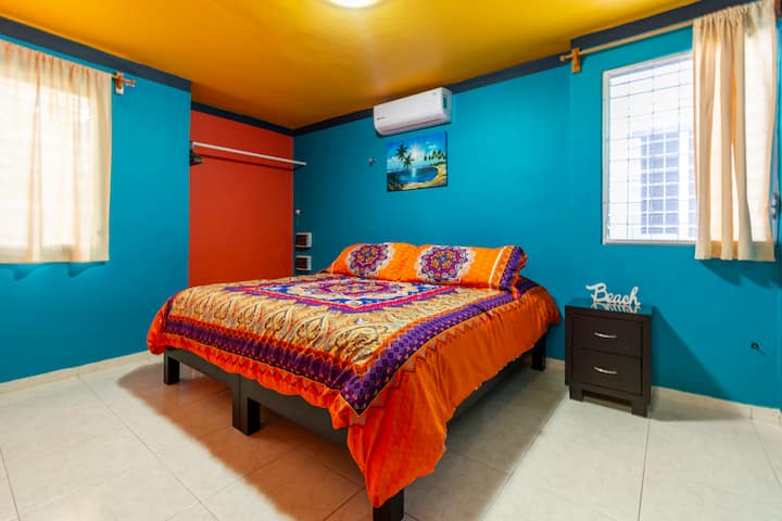 Vibrant 2bd Condo • Walk Everywhere + Car Option - Cozumel