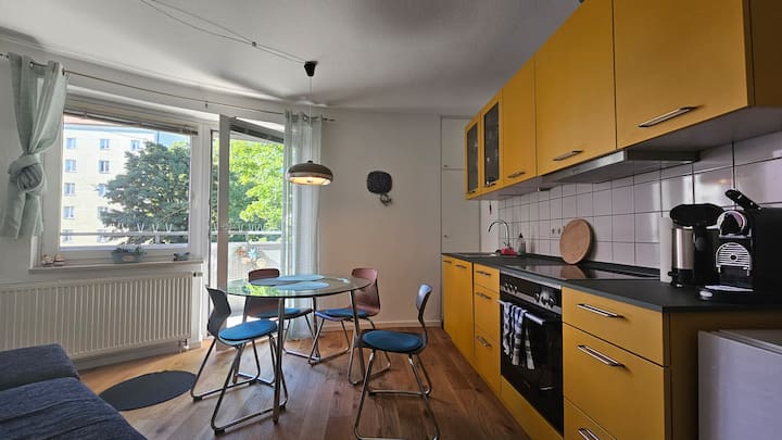 Cosy City Flat, 6min. Old Town, 16min. Trade Show - Grünwald