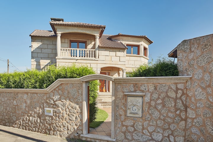 Gandara Chalet - Covelo