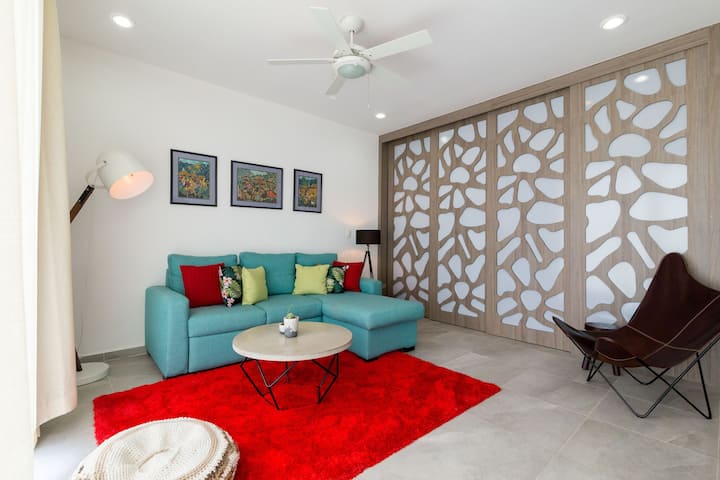 With Private Jacuzzi Only 1 Block From 5th Avenue - Playa del Carmen