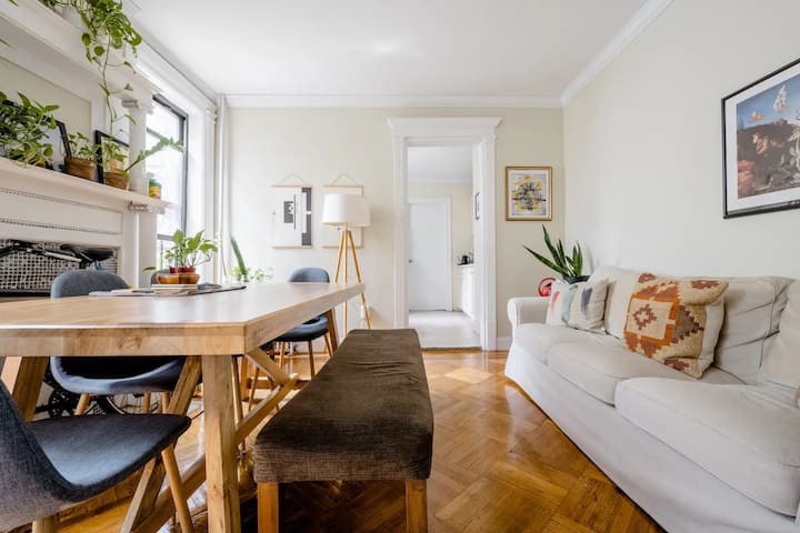 Sunny, Quiet Room Next To Prospect Park - Brooklyn, NY