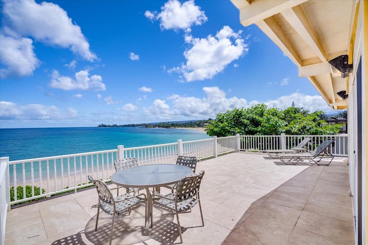 Private Direct Beachfront Home - Walk To Haleiwa - Haleiwa, HI