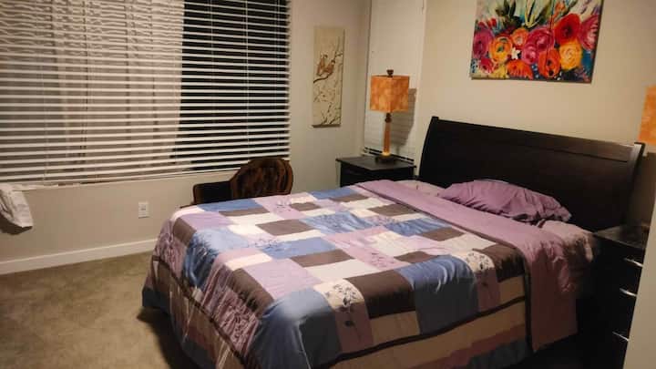 Newcastle Bedroom+ Full Bathroom - Renton, WA