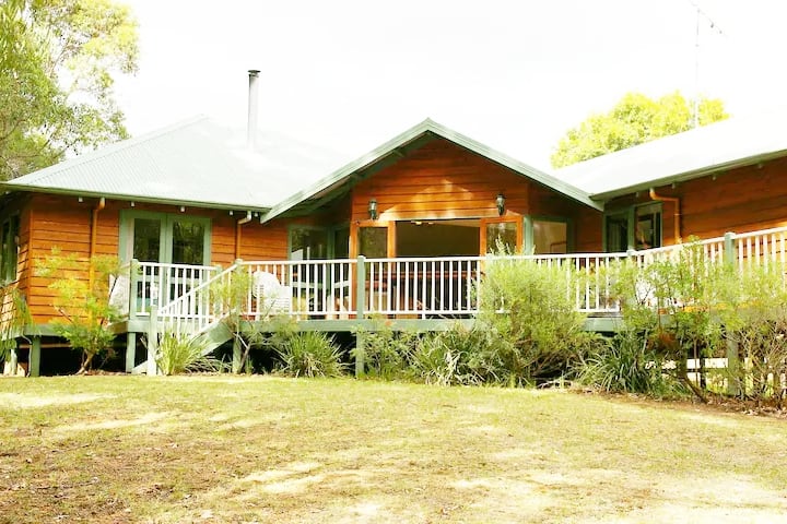 Ashleigh -In Town - Margaret River - Forest Edge - Margaret River