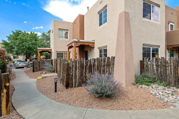 Retreat-style By Nature Trail With Saline Pool/spa - Santa Fe, NM