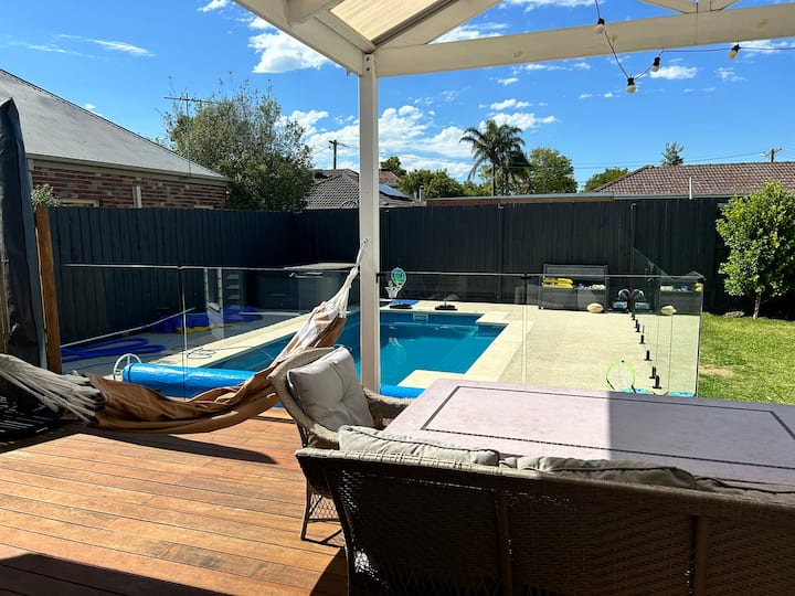 Modern Family Home - Mordialloc