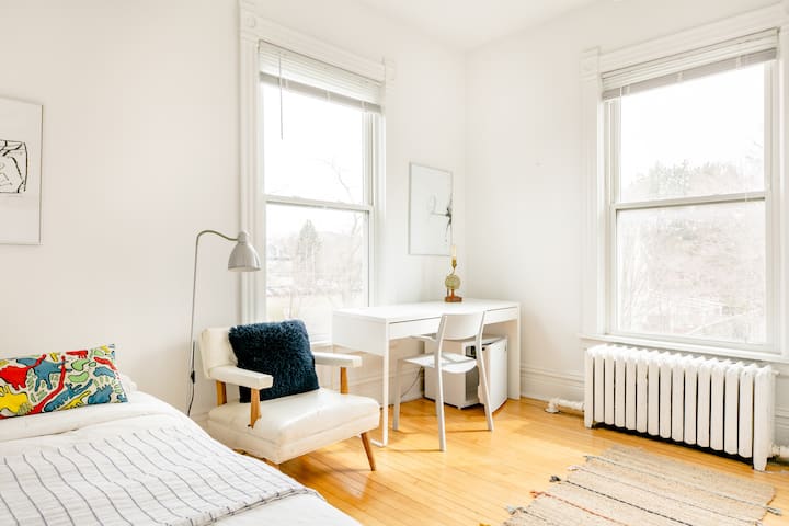 "Kiki Room" - Evanston, IL