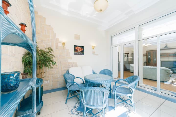Vip Apartment near Independence Square - Ukraine