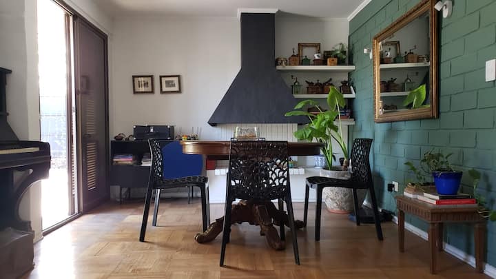 Cómoda Casa, Excelente Ubicación, Acepta Mascotas. - Las Condes