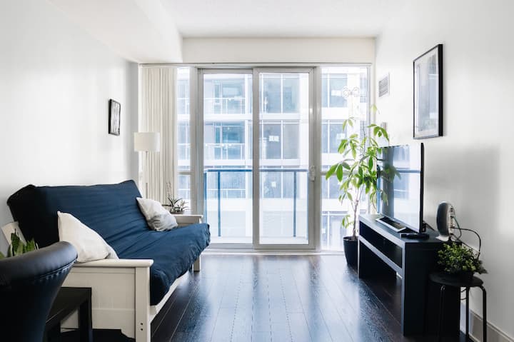 Cozy Space In One Of Toronto's Best Neighbourhoods - 多倫多