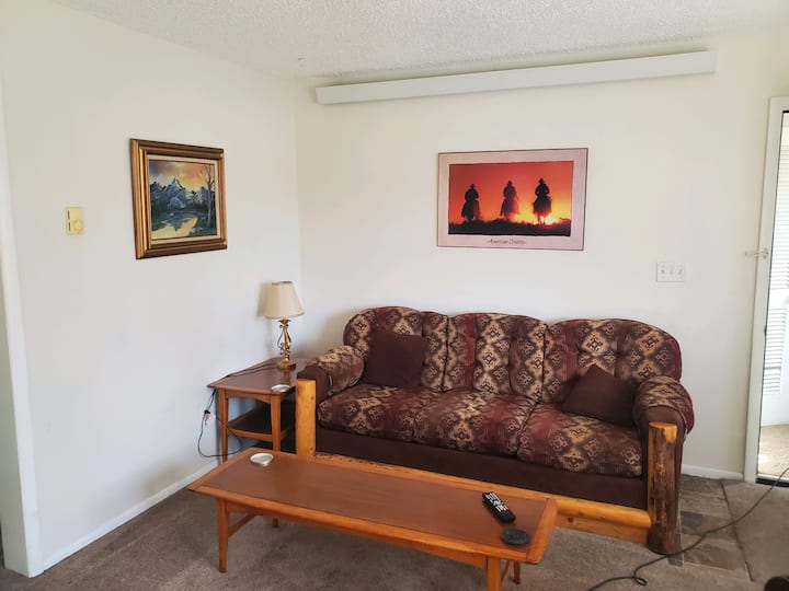 Upstairs Apartment - Wind River Hotel & Casino