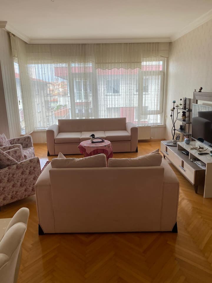 3+1 Flat In Kizilay, Private Room With Tv - Ankara Ili, Türkiye
