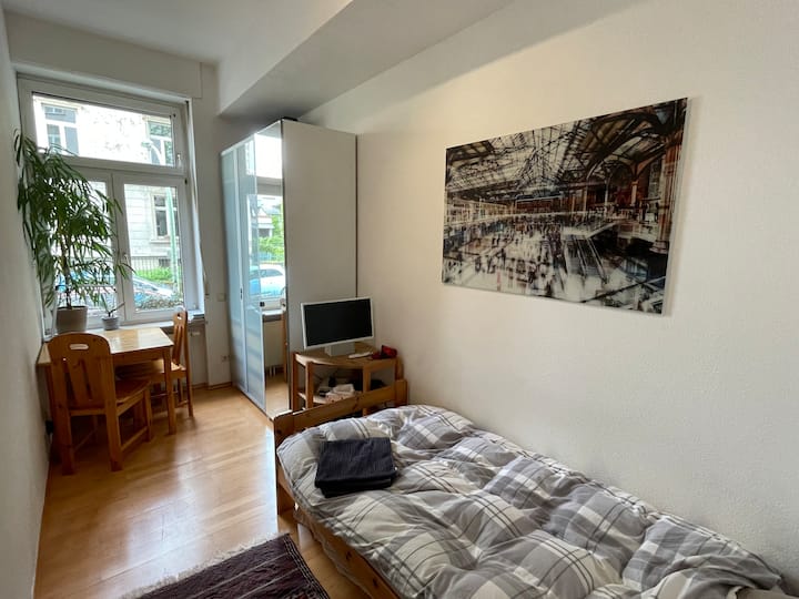Zentrale, Ruhige Lage - Frankfurt