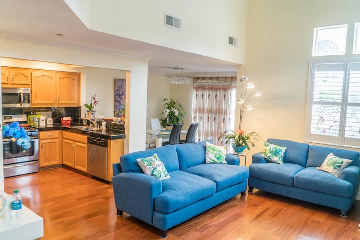 Contemporary 3 Bd 3bh Condo With Pool,hotub - Morgan Hill, CA