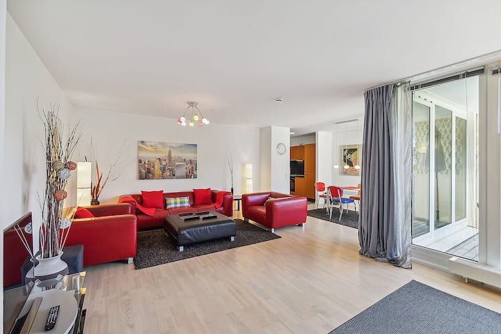 Exclusive And Trendy 3-room Apartment, Maxvorstadt - Karlsfeld