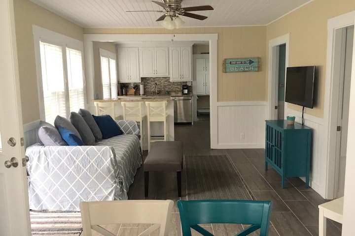 Two Private Homes - 1 Block To Sandy Wells Beach - Wells, ME