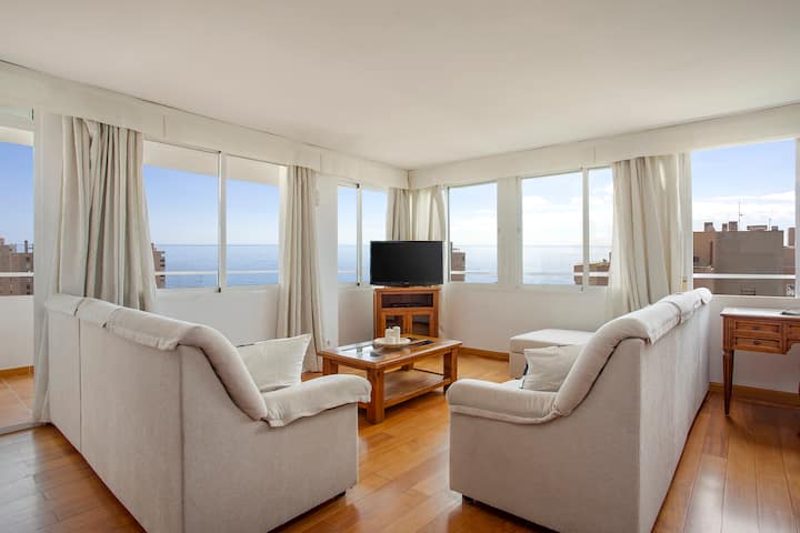Spacious Flat With Terrace In The Beach Playamar - Torremolinos