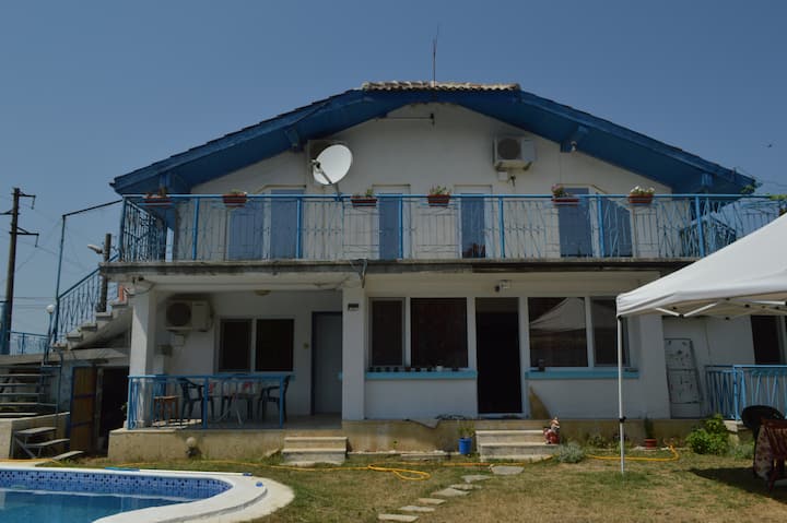 Great Villa With Pool And Sauna And Great Internet - Obzor