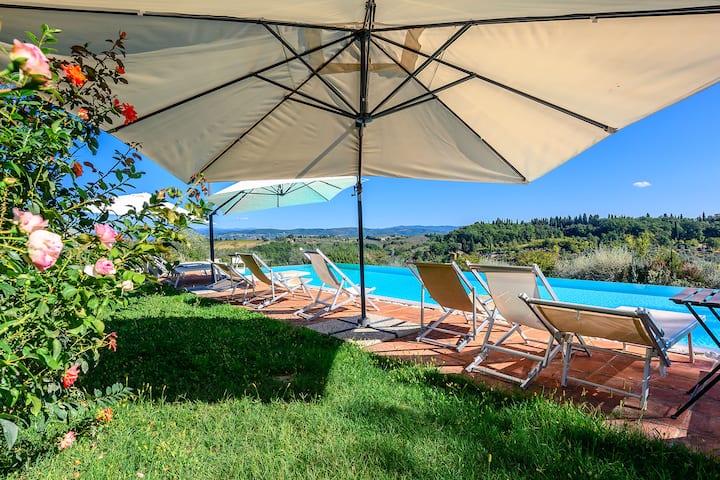 Tower Dating Back To 1212 In The Heart Of Tuscany - Italy