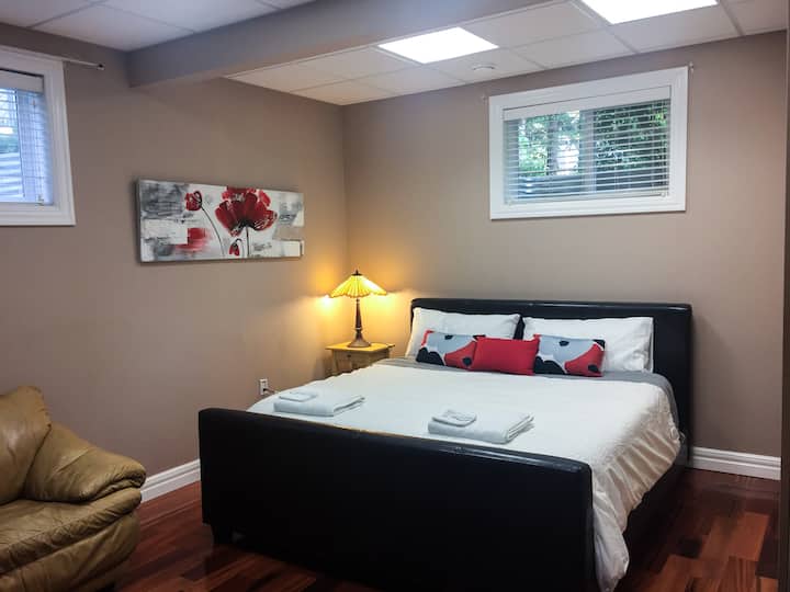 Lodge Suite - Close To U Of A - Edmonton, Canada