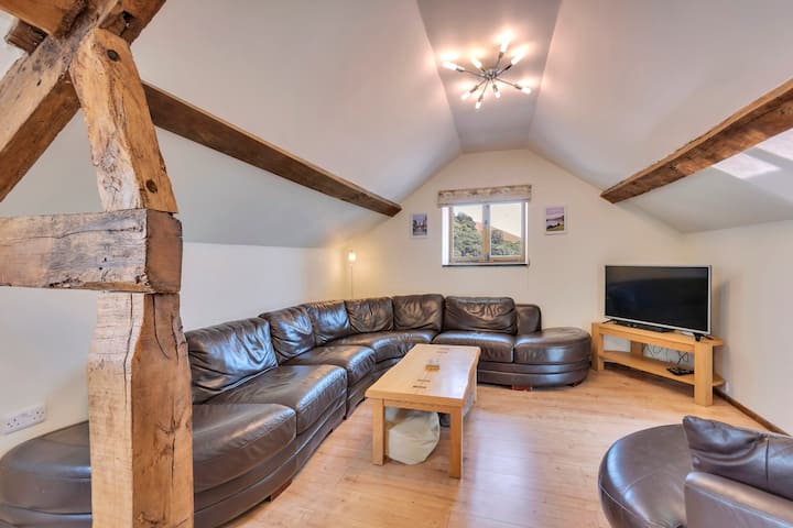 Barn 5bd 4bth Ev Tranquil Views Bbq Vyrnwy Berwyns - North Wales