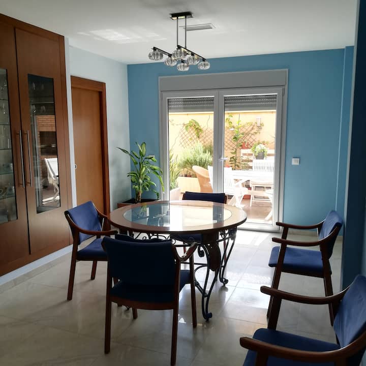 Chalet Moderno Y Luminoso Al Lado De La Playa - Almería