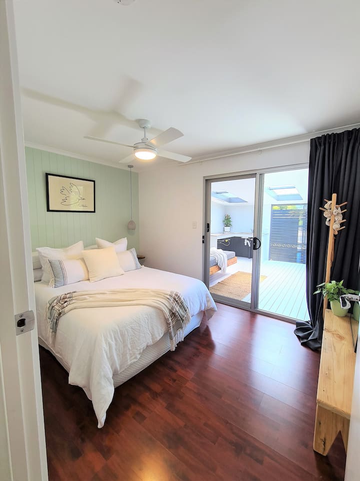 The Plover Cosy Couples Getaway - South Australia