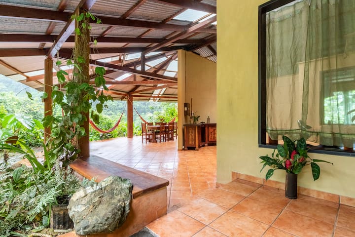 Casa Zephyr: Incredible Jungle View And Wildlife - Costa Rica