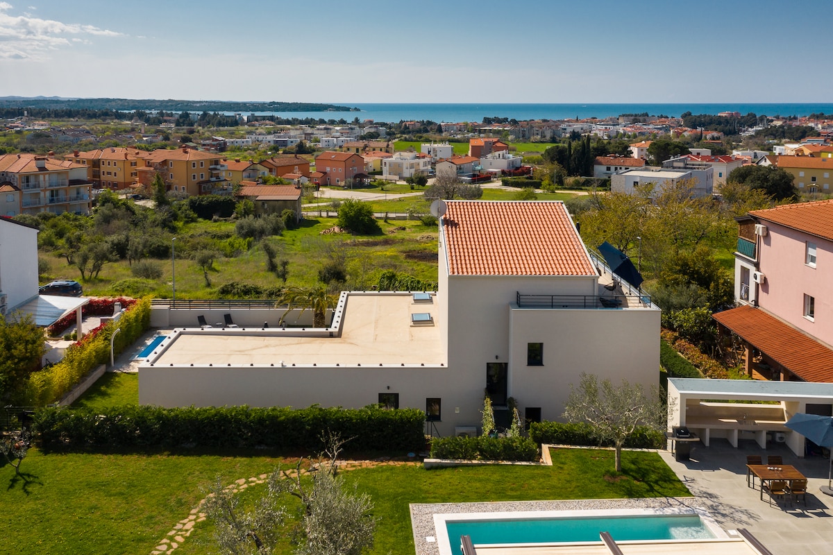 Pula Vacation Rentals | Airbnb