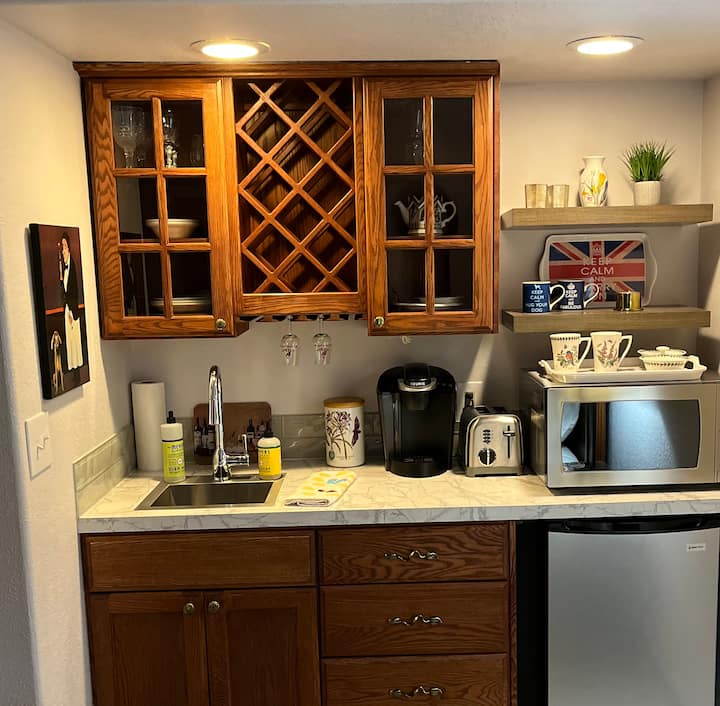 Myrtle Cottage Guest House In West Salem - Salem, OR
