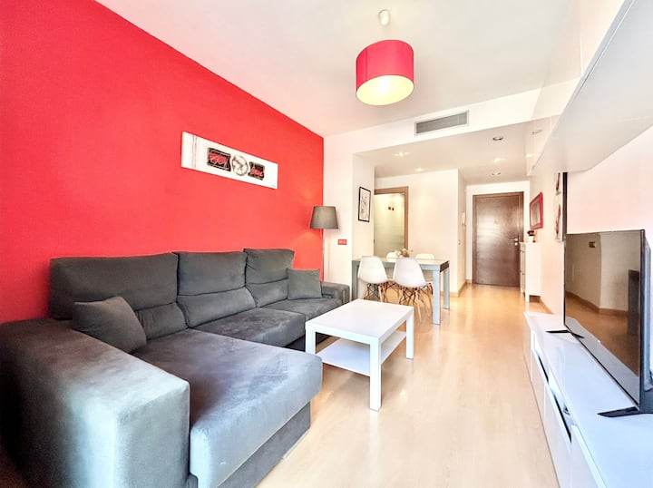 2 Room Apartment Near Sagrada Familia With Parking - Montgat