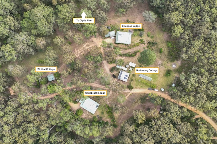 Clyde River Retreat (3 Cabins, 100 Acres) - Bawley Point