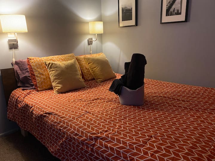 Bucktown - Great Northside Location - Chicago, IL
