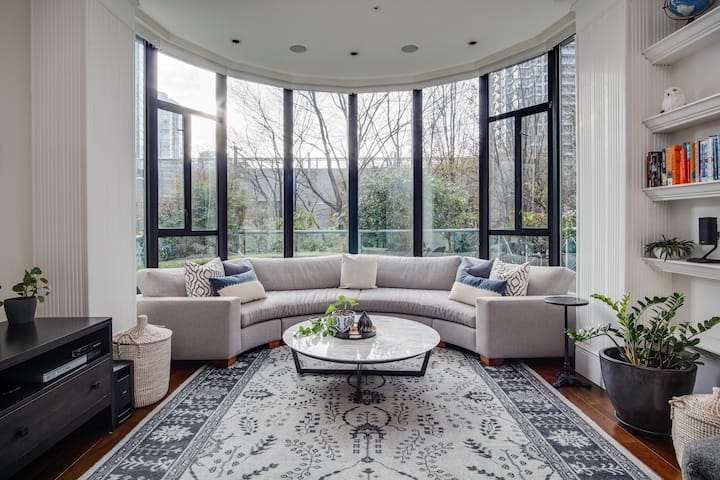 Ultra Lux Yaletown Townhouse 2 Bed W Priv Hot Tub - Vancouver