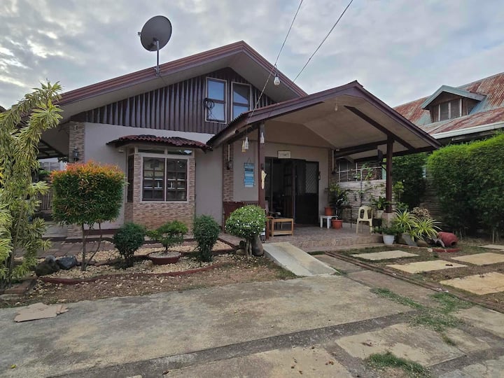 Charming Cozy Nest Awaits You! - Puerto Princesa