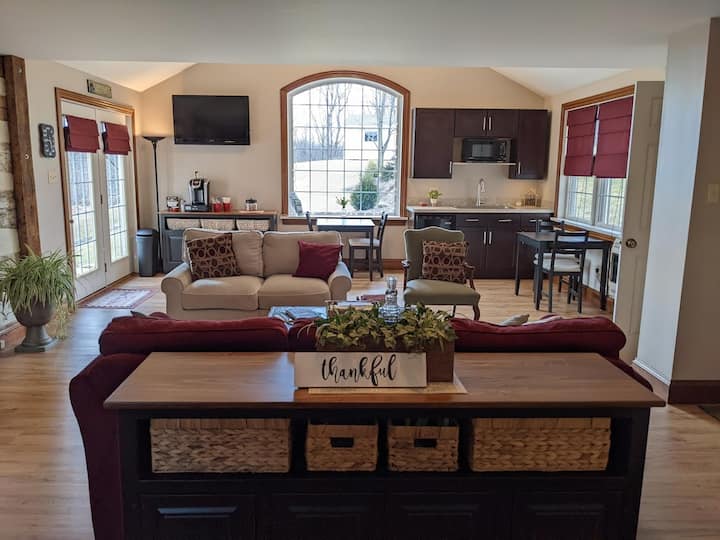 Private Adjoining Rooms (1 & 2) At Stonewycke B&b - Strasburg, PA