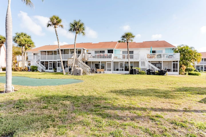 Beachfront Unit 60b - St. Petersburg, FL