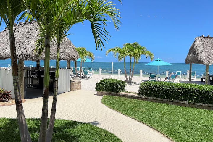 Bright Cheery Condo, Ocean Views In Key Colony - Marathon, FL