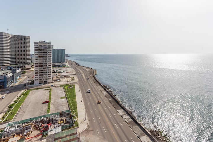 Private Flat/stunning Views/free Wi-fi! - Cuba