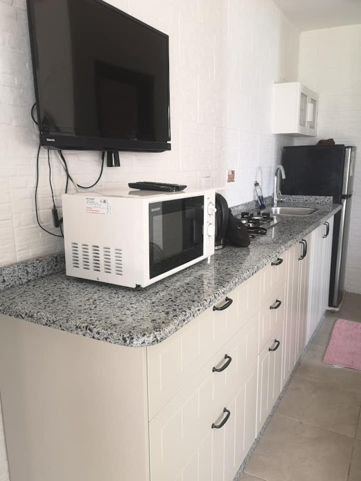 Sunny Rooftop Studio With Stunning View Terrace - Amman