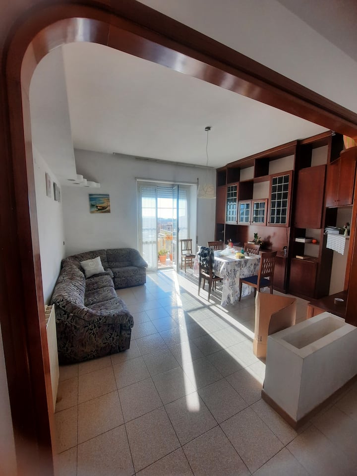 Appartamento 80 Mq Al Centro - Civitavecchia