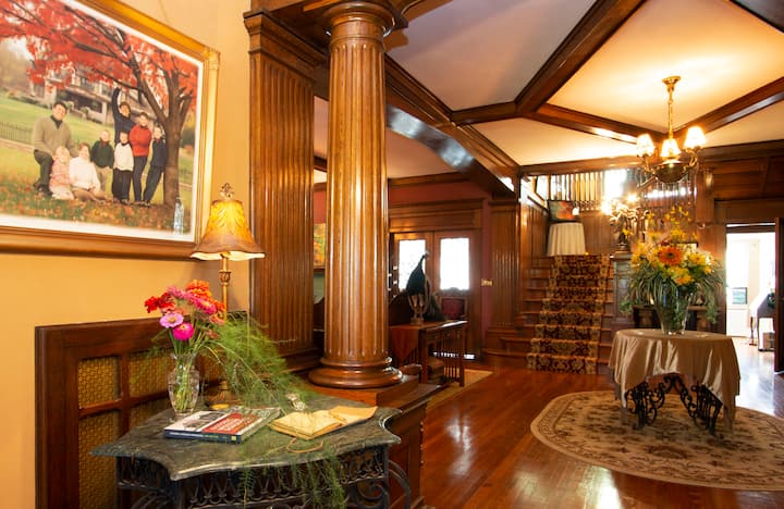 Mansion In The Park - Lake View King En Suite - Kansas City, MO