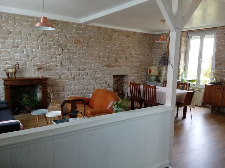 Agréable Petite Maison Pour Vacances Sympathiques - Penmarch