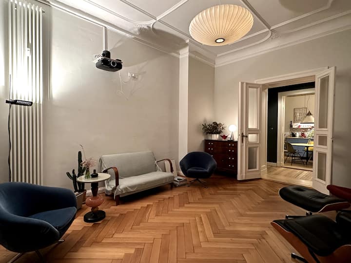 Spacious 19th Cent Apartment Facing Beautiful Park - Berlin