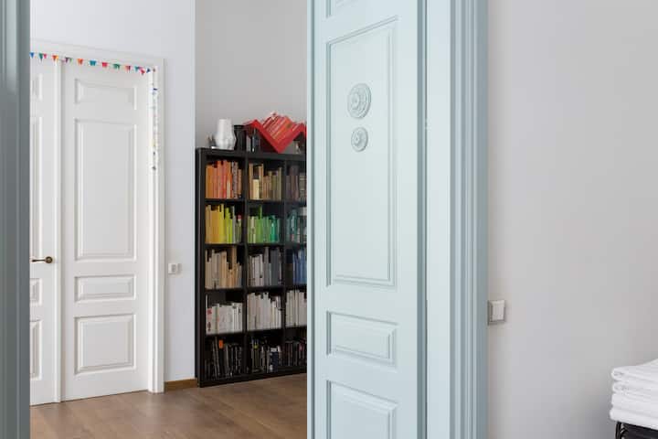 One Night Possible / Stylish & Central - Vilnius